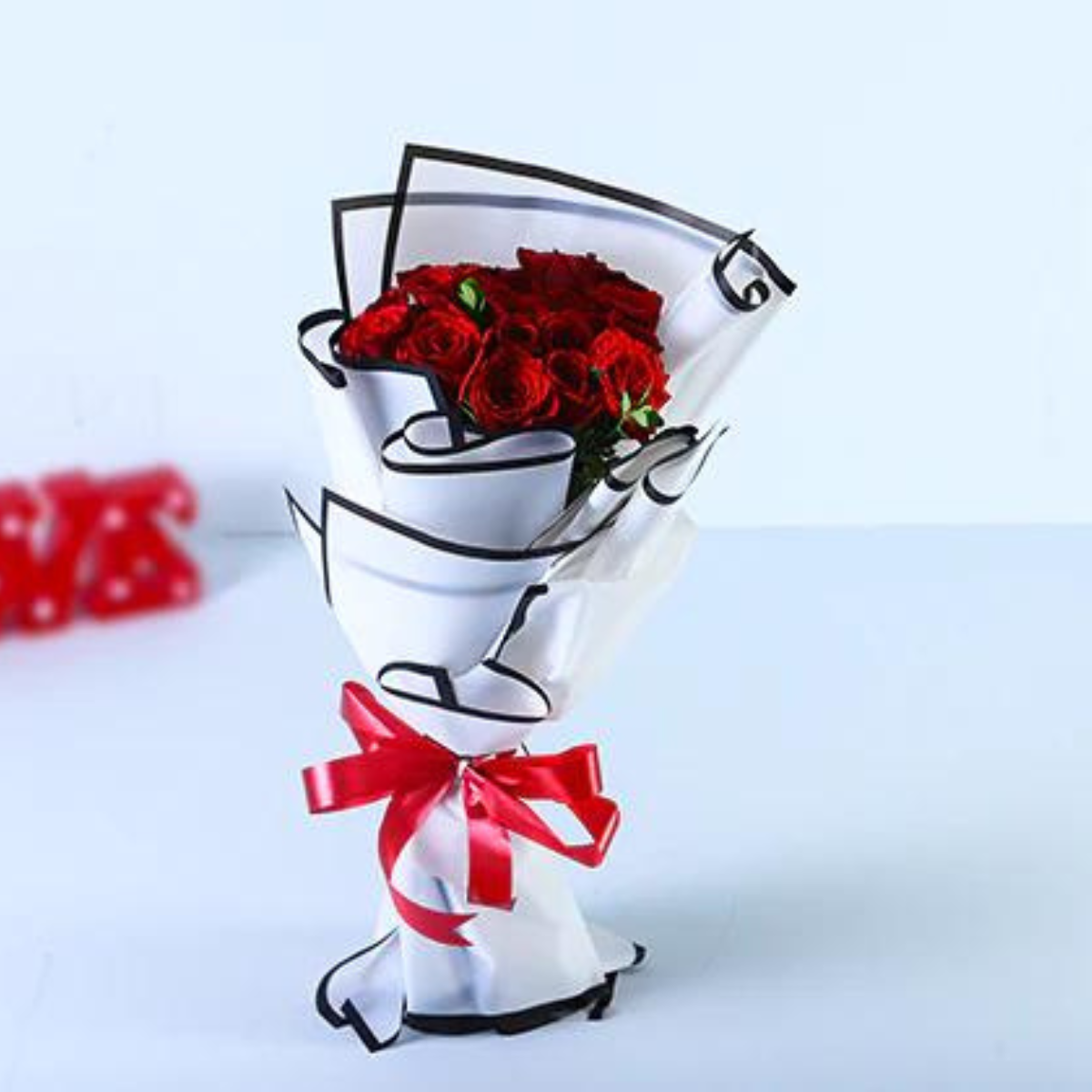 Buy Rosy Romance Bouquet Online at Best Price from Giftcart.com